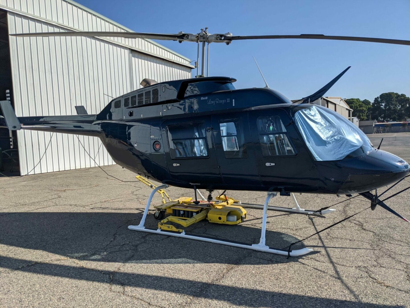 Maple Leaf Helicopters Canada - HeliTrader