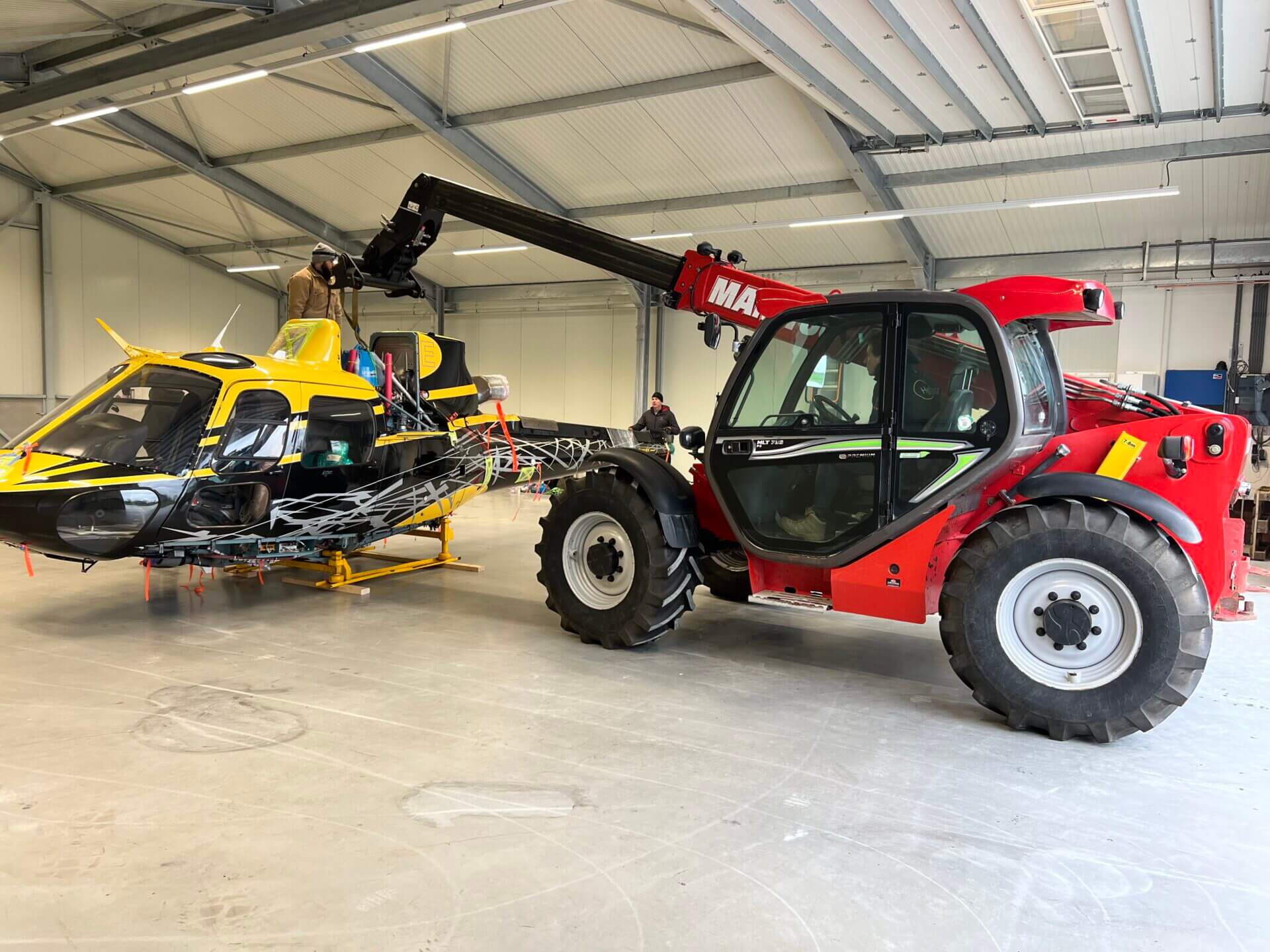 What you must know about shipping a helicopter - HeliTrader