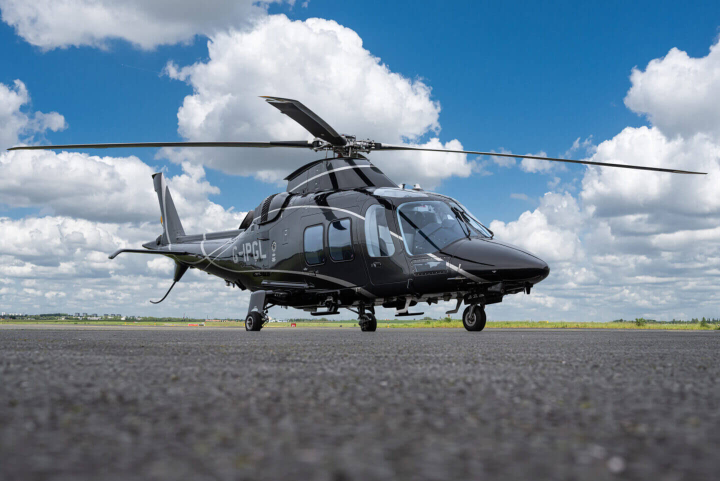 2012 Leonardo AW109SP(TTSN:2554), United Kingdom - HeliTrader