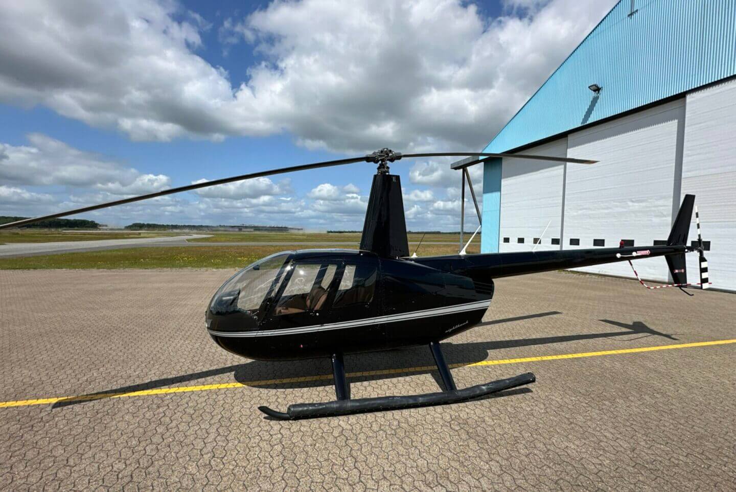 2007 Robinson R44 Clipper II(TTSN:2110), Denmark - HeliTrader